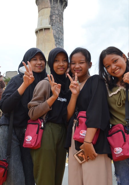 Study Lingkungan Jakarta Bandung