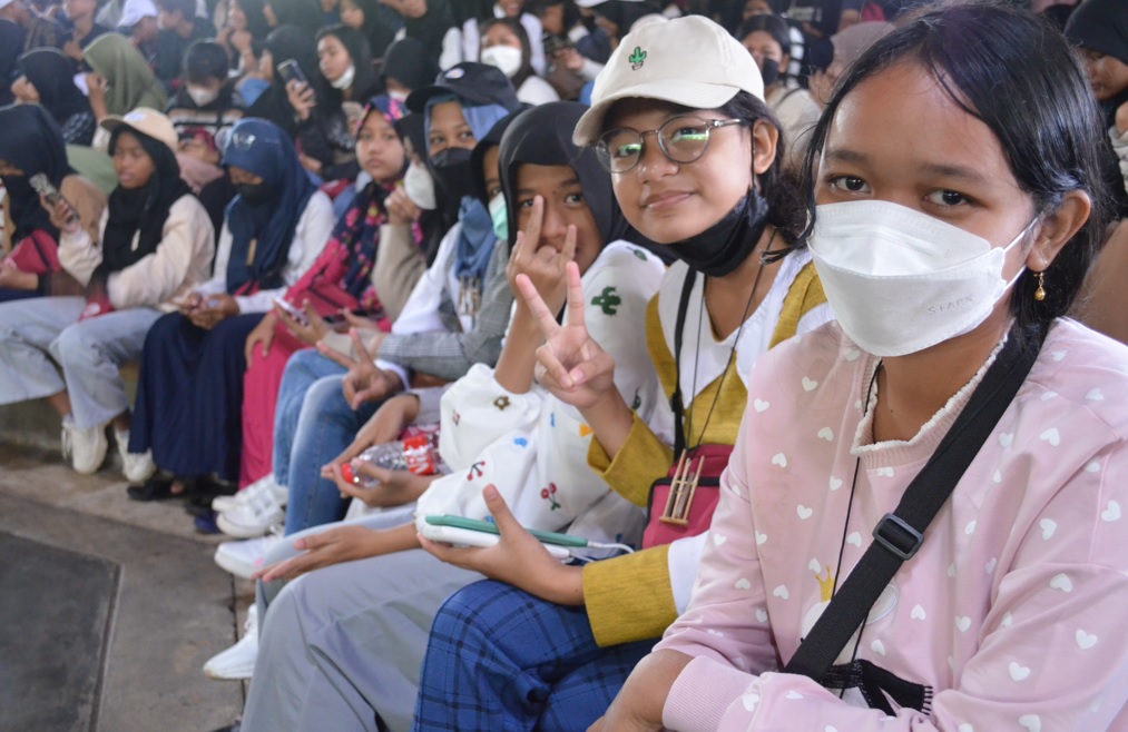 Study Lingkungan Jakarta Bandung